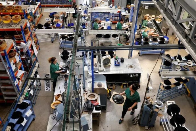 Regjistri i bizneseve numëron 250 mijë njësi me 2025, gati gjysma